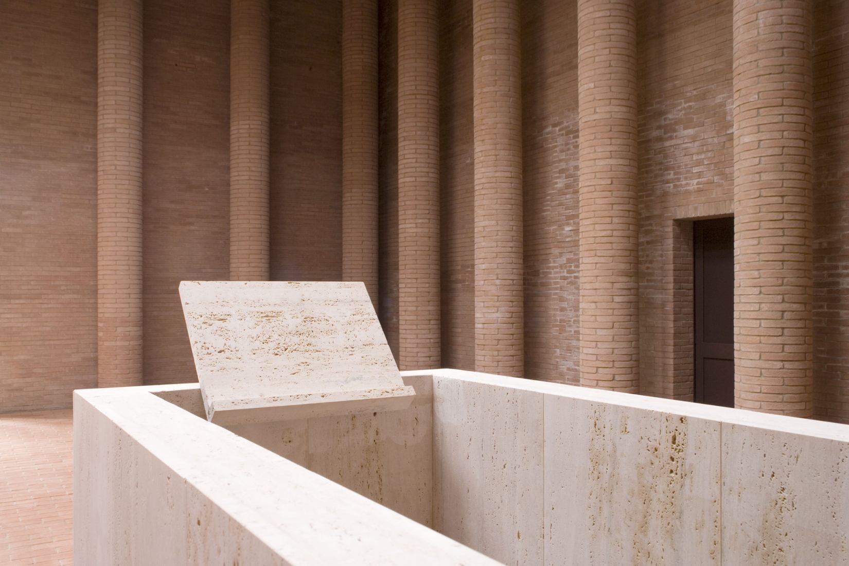 Temple of Cremation in Parma by Studio Zermani Associati | The Strength ...
