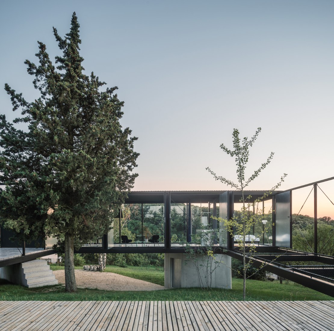 The house for a craftsman. Avala House by TEN Studio | The Strength of ...