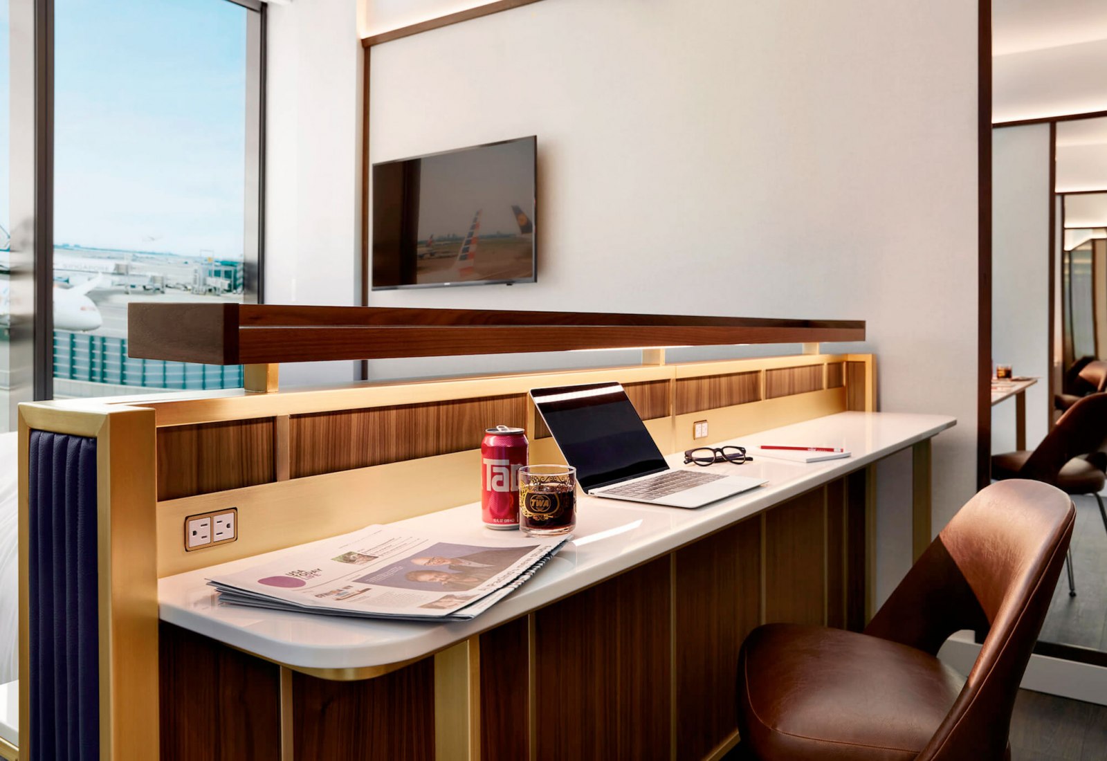 El nuevo hotel TWA en el aeropuerto JFK, un viaje en el tiempo a 1962 ...