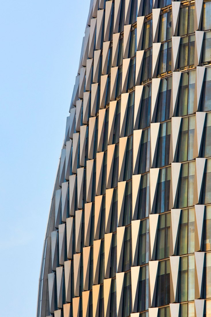 UNStudio finishes Raffles City Hangzhou complex with organic shape ...