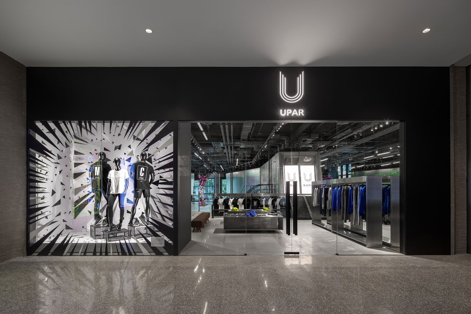 UP AND RUNNING. UPAR Flagship Store Lighting Design by GD-Lighting ...