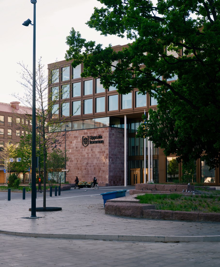 The renovation of an unfinished building. Uppsala Town Hall by Henning ...