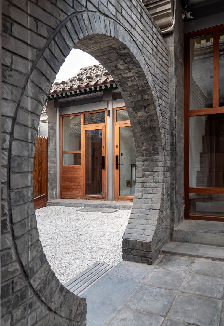 A hidden hotel in old Beijing Downtown. Beijing Hutong Hotel by ...