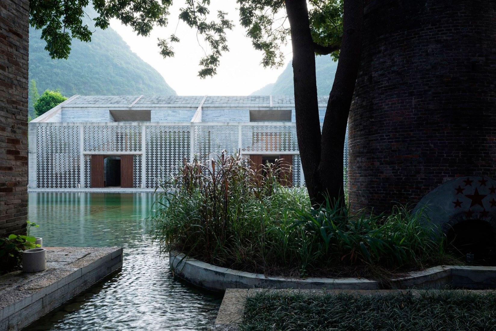Vector Architects renovates an old sugar mill into Alila Yangshuo hotel ...