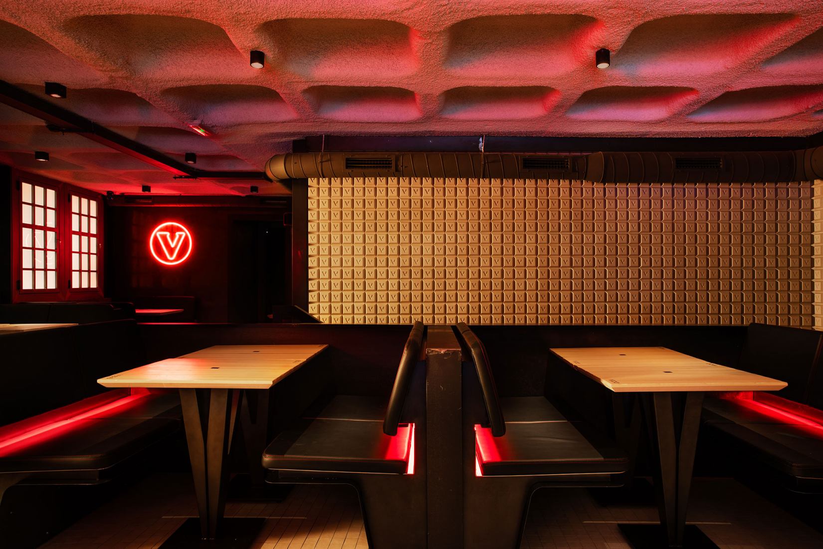 VICIO's first physical restaurant in Madrid by External Reference | The ...