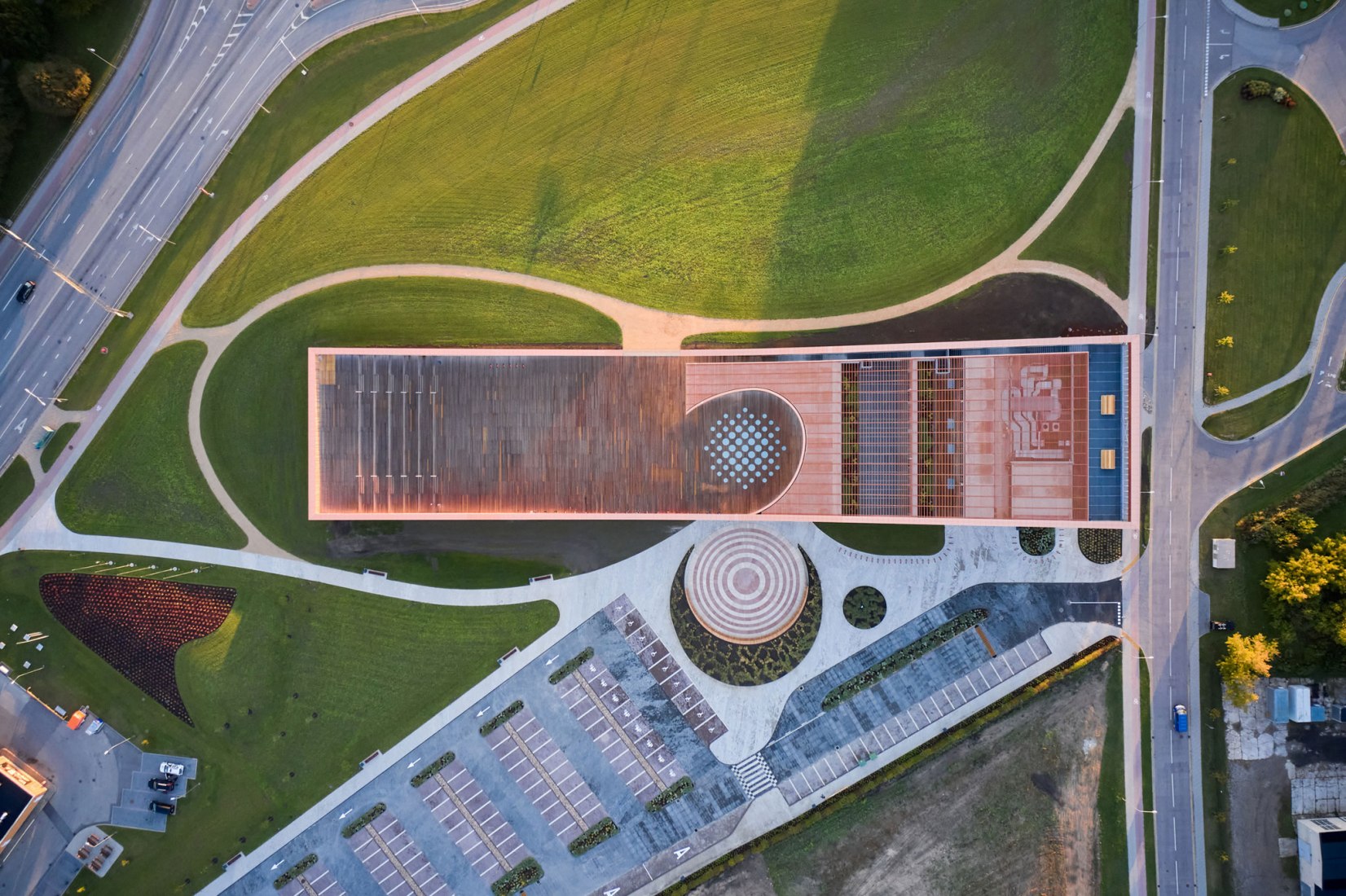 Dialogue on the hill. Science and Innovation Center VIZIUM by Audrius ...