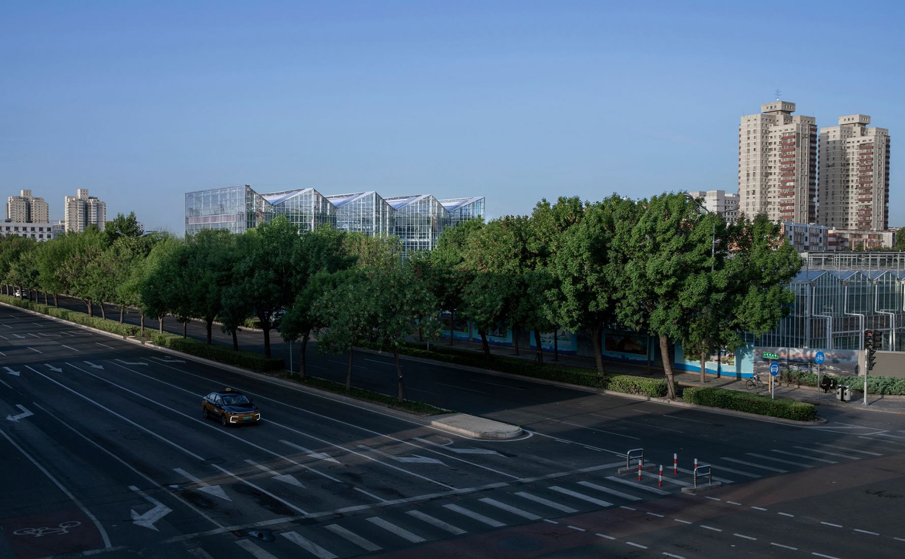 First vertical production center in China. Vertical Farm Beijing by van ...