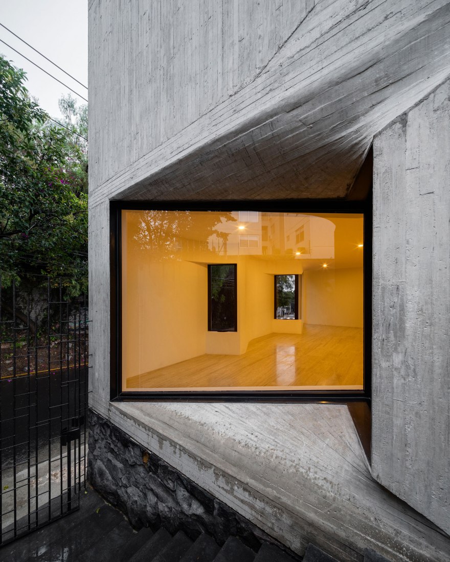 Hybrid between traditional and new. DL1310 housing by Young & Ayata ...