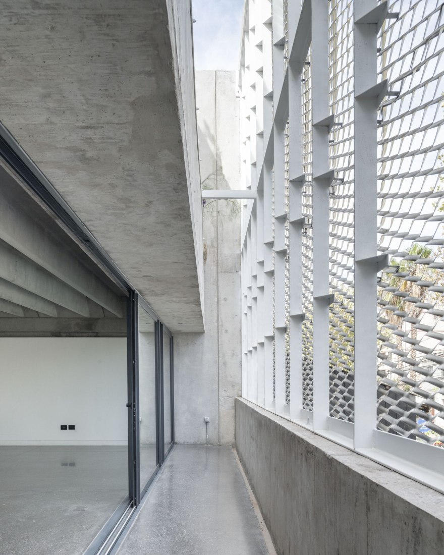 Scale and density exercise. DSP apartment building in Santiago by ...