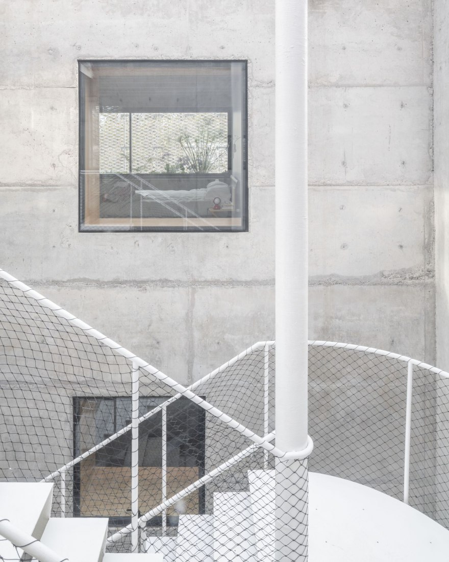Scale and density exercise. DSP apartment building in Santiago by ...