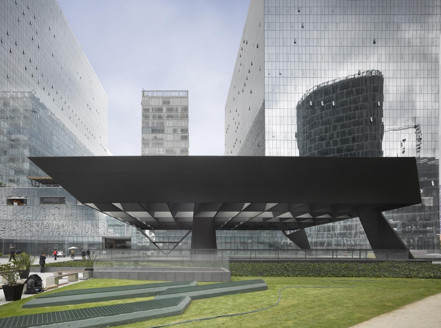 TEATRO TELCEL por Ensamble Studio | Sobre Arquitectura y más | Desde 1998