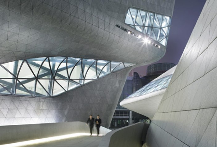 Guangzhou Opera House. Is this a Chinese Gem that elevates its context ...