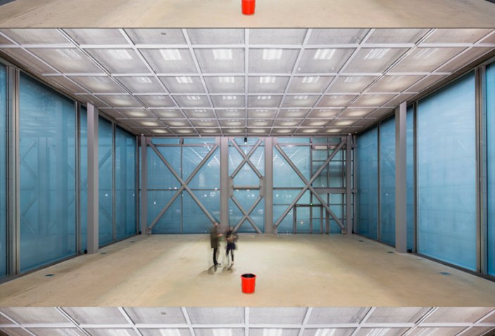 Musings on a Glass Box by Diller Scofidio + Renfro | The Strength of ...