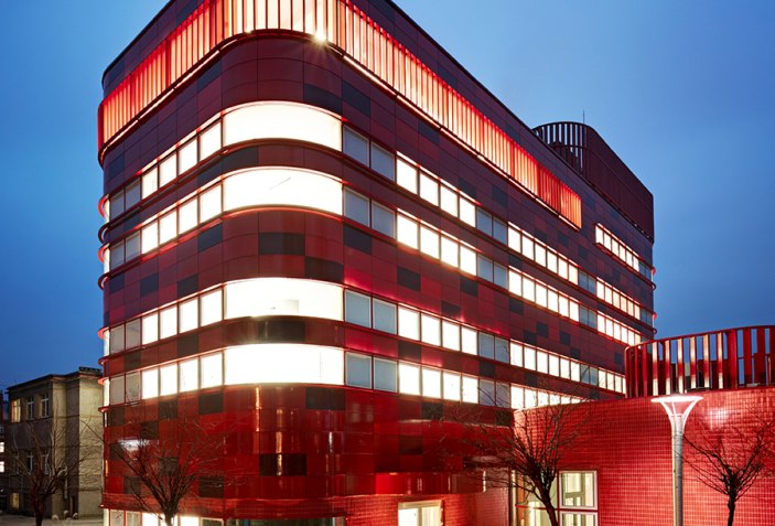 Blood Center by FAAB Architekture | The Strength of Architecture | From ...