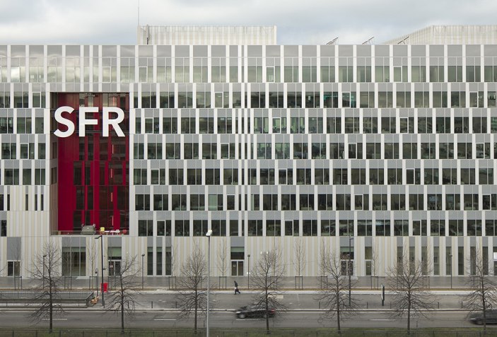 SFR Headquarters by Jean-Paul Viguier Architecture | The Strength of ...