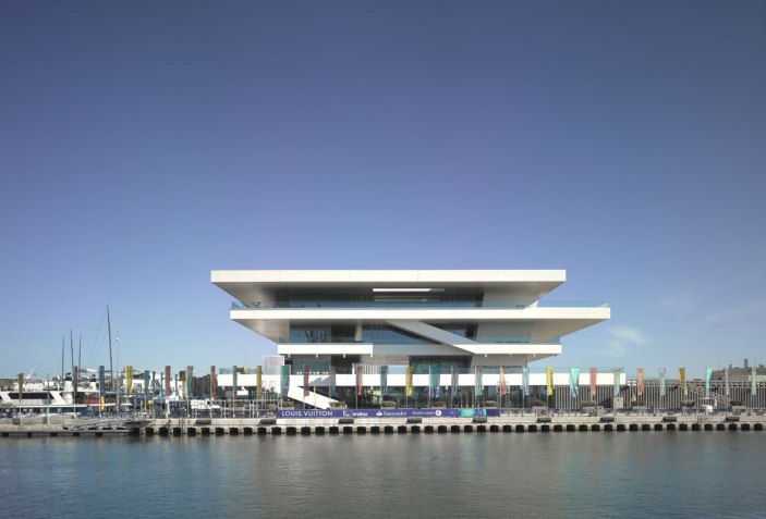 Essentials. David Chipperfield Architects in Madrid | The Strength of ...