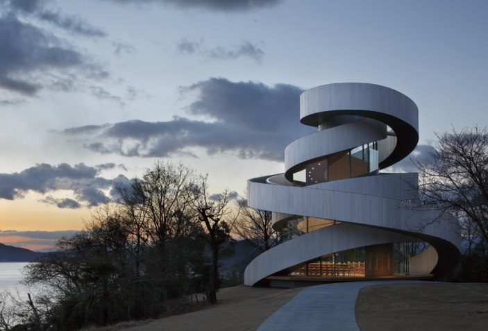 Capilla Ribbon por Hiroshi Nakamura y NAP Architects | Sobre ...