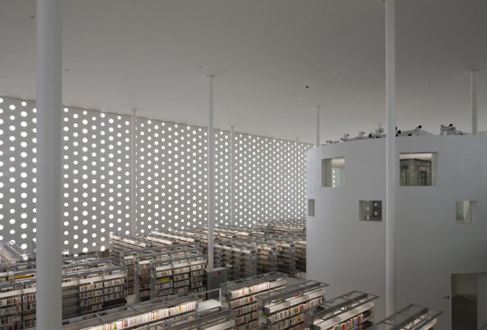 Kanazawa Umimirai Library | The Strength of Architecture | From 1998