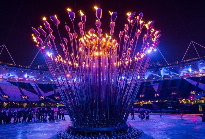 El Pebetero Olímpico por Thomas Heatherwick [II] | Sobre Arquitectura y ...