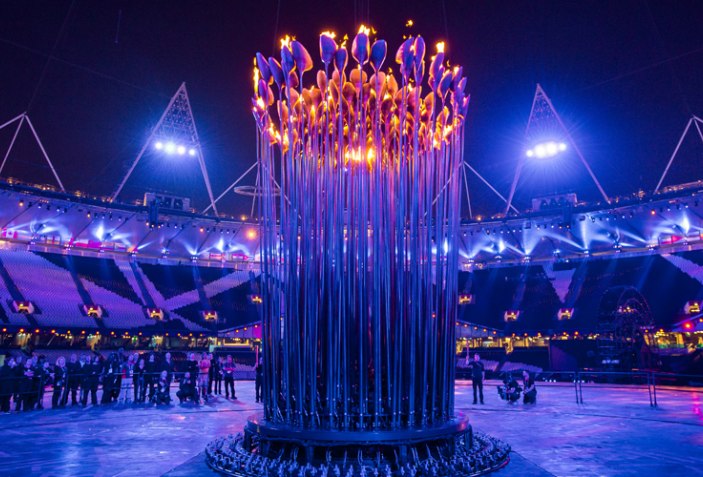 El Pebetero Olímpico por Thomas Heatherwick [II] | Sobre Arquitectura y ...