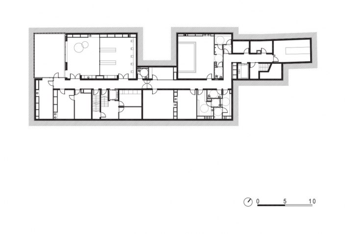 An urban health center by AZC | The Strength of Architecture | From 1998