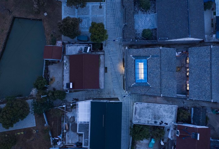 Reinvigorating the Aging of Jiangshan Fishing Village by Mix ...