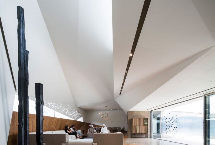 A house vs rock. Rock House by AGi Architects | The Strength of ...