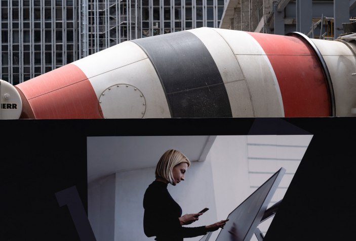 Urban poems of a contemporary flâneur. "Image Cities" by Anastasia ...