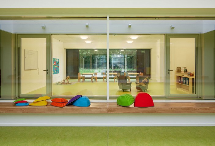 28 social housing units, kindergarten and a neighbourhood centre ...