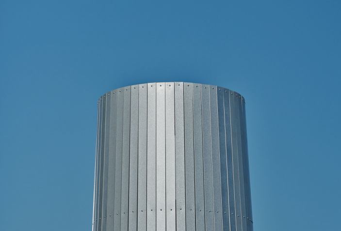 Un vacío dentro de otro. La habitación al aire libre por Frank Barkow y ...