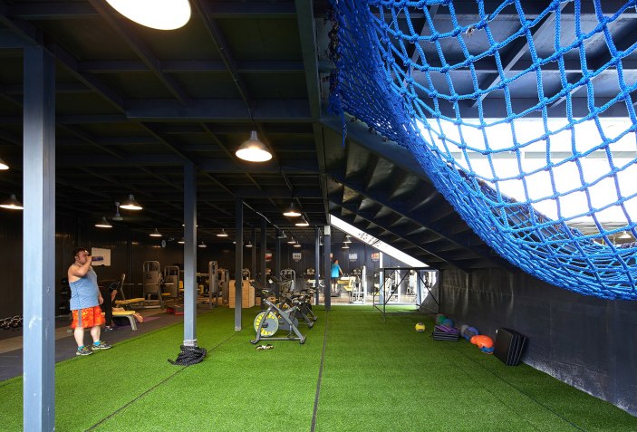 Black Box Gym by Horus Architectural Design & Epos Architects | The ...