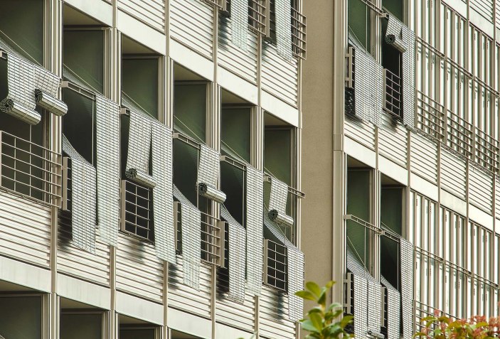 Sustainability with cross laminated wood. 6x6 block by Bosch.Capdeferro ...