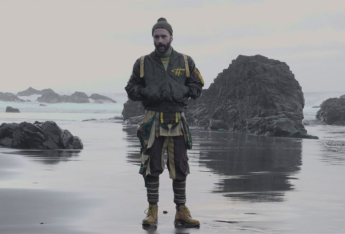 Criticism of the tourist overcrowding on the island of Tenerife. Bouvet ...