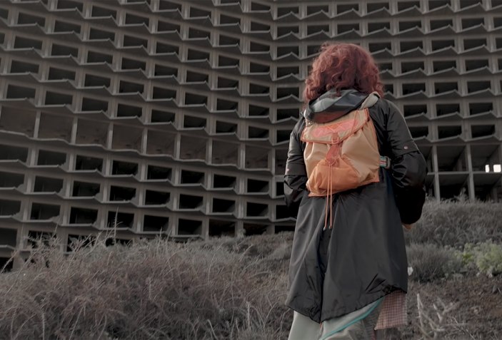 Criticism of the tourist overcrowding on the island of Tenerife. Bouvet ...