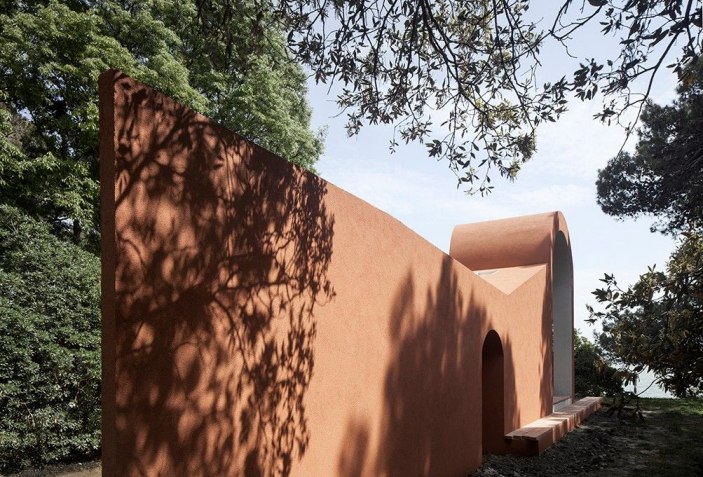 The Morning Chapel by Flores & Prats Arquitectes for the Biennale ...