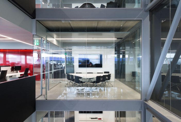 Open and transparent character. Lan Handling Technologies by cepezed ...