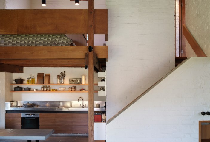 Ansty Plum House + Studio by Coppin Dockray Architects | The Strength ...