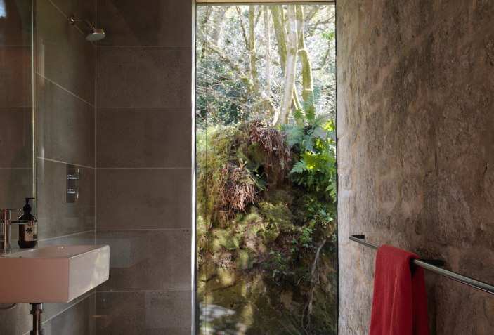 Ansty Plum House + Studio by Coppin Dockray Architects | The Strength ...