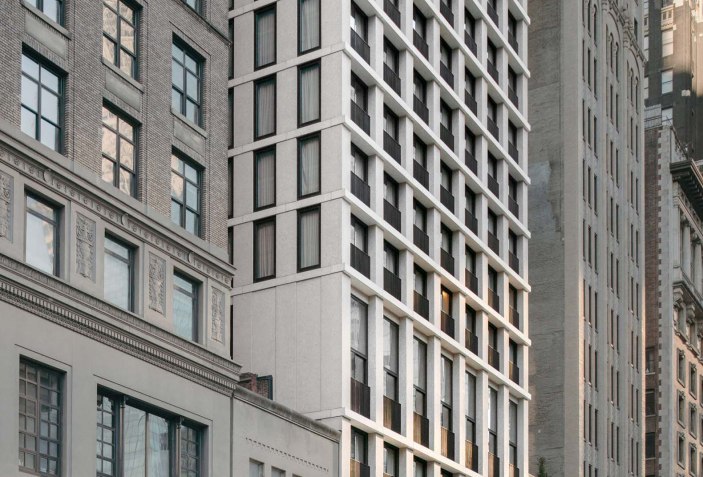 New observer in the park. The Bryant by David Chipperfield | The ...