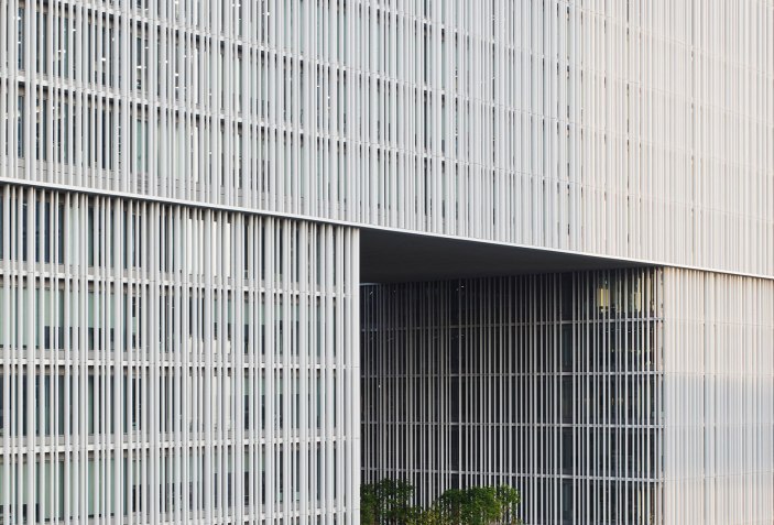 [BIO] David Chipperfield. BIOGRAPHY, 2023 PRITZKER ARCHITECTURE PRIZE ...