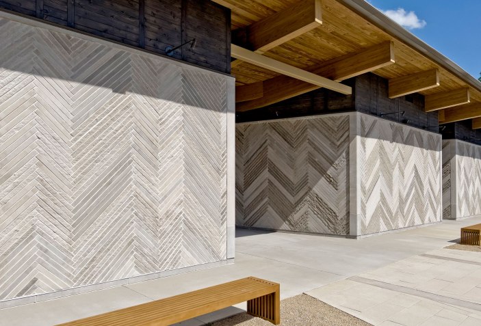 Great timber roof. Locust Grove Event Pavilion by de Leon & Primmer ...