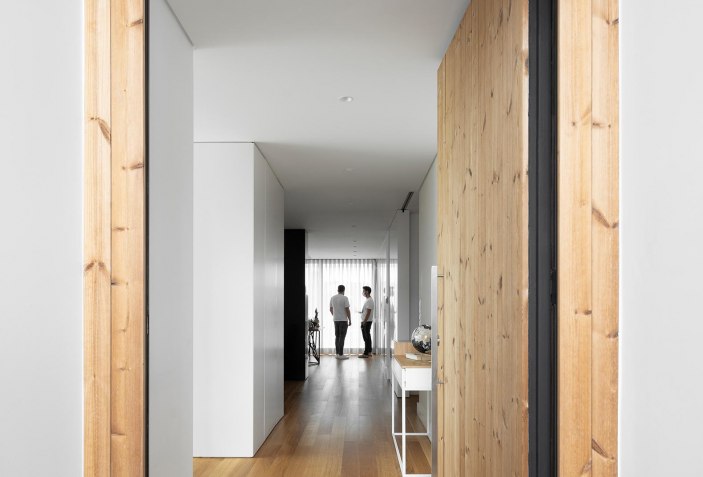 Horizontal bands framing the horizon. TD House by ESQUISSOS | The ...