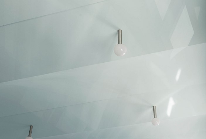 A very different kind of office refurbishment. Dim Cloud by Fala ...