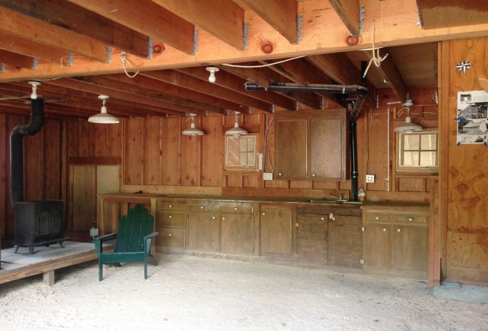 Adaptación de un granero como vivienda. Tack Barn por Faulkner ...