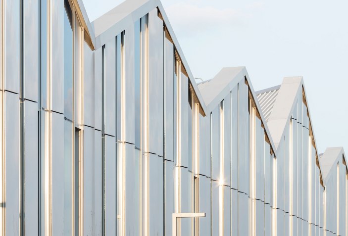 T9 tramway maintenance and storage center by Ferrier Marchetti Studio ...