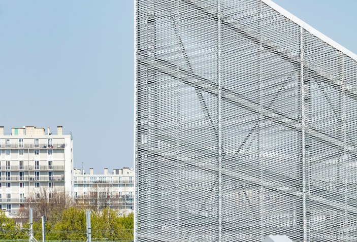 T9 tramway maintenance and storage center by Ferrier Marchetti Studio ...