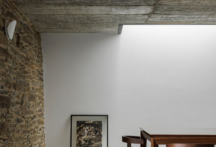 Reconfigurando diálogos formales. Casa Caldeira por Filipe Pina | Sobre ...