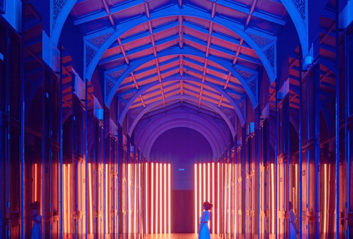 Reflection Room by Flynn Talbot, transforms V&A's Prince Consort ...