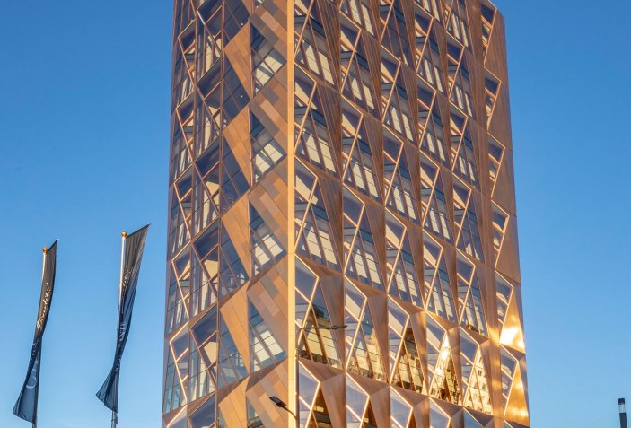 RCC Headquarters, the Foster + Partners' first office building in ...