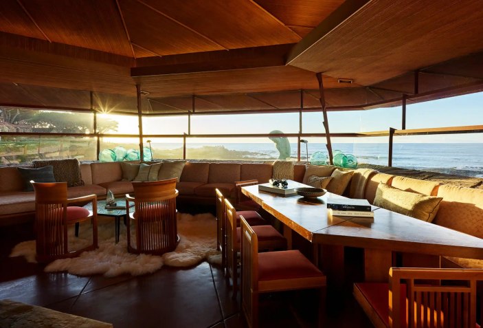 «Cabaña en las rocas» o Casa de la Sra. Clinton Walker de Frank Lloyd ...